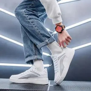 LI-NING Casual Low Top Sneakers