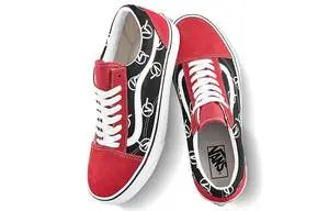 VANS Old Skool Vlogo Sneakers - Black/red