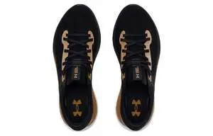 Under Armour Flow Synchronicity Mt Cn Athletic Sneakers