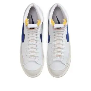 Nike Blazer Mid '77 Vintage Sneakers - White/summit White/sail