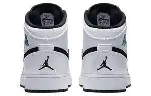 JORDAN 1 Retro Mid High Top Sneakers - White