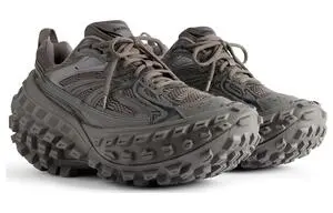 Balenciaga Bouncer Sneakers
