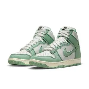 Nike Dunk High 1985 "green Denim" Lace-up Sneakers - White/green