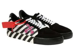 Off-White Low Top Sneakers With Graphic Detailing