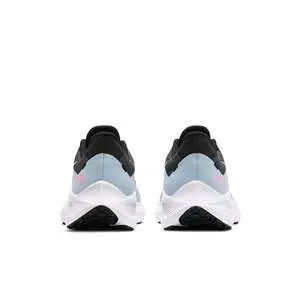 Nike Zoom Winflo Shield Sneakers