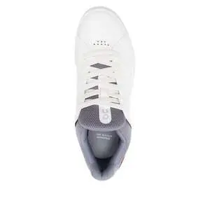 On The Roger Advantage Sneakers - White/fossil