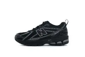 NEW BALANCE 1906r Sneakers - Black/grey