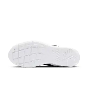 Nike Max Oketo Sneakers