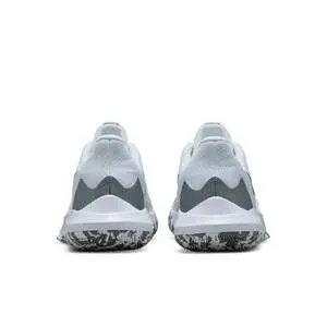 Nike Precision 5 Low Top Sneakers