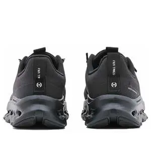 On Cloudtilt Sneakers - Black