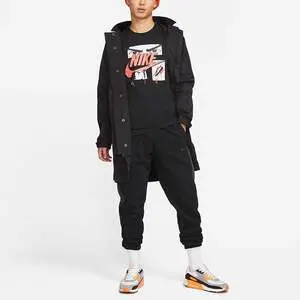 Nike Graphic Tee