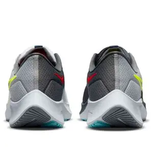 Nike Zoom Pegasus 38 Le "greedy" Athletic Sneakers