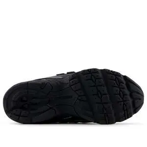 NEW BALANCE 740 Bungee Lace Sneakers