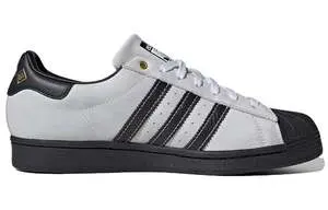 Adidas Superstar Gore-tex Sneakers