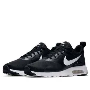 Nike Max Tavas Sneakers