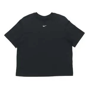 Nike Essentials T-shirt With Embroidered Logo - Black