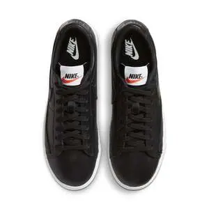 Nike Blazer Low Le Sneakers - Black
