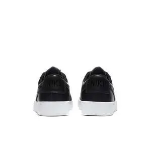 Nike Blazer Low Le Sneakers - Black
