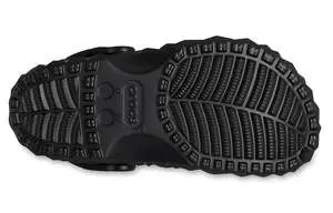 CROCS Classic Geometric Clogs - Black