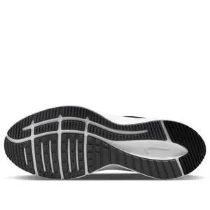 Nike Quest 3 Athletic Sneakers - Black