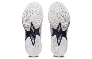 Asics Gelhoop V15 Mid Top Basketball Sneakers