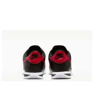 Nike Cortez 'bred' Sneakers