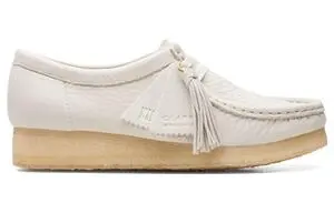Clarks Wallabee Nubuck Lace-up - White