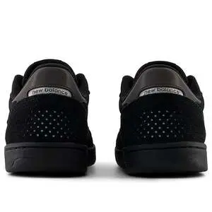 NEW BALANCE 440v2 Low Top Sneakers