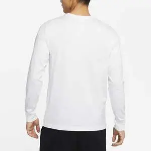 Nike Long Sleeve Crewneck Graphic T-shirt