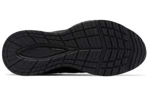 NEW BALANCE 608v5 Sneakers - Black