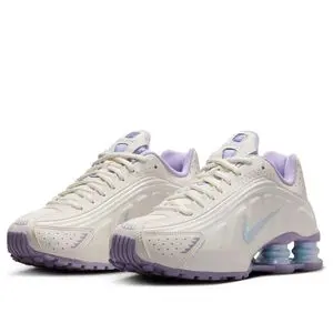 Nike Shox R4 Sneakers