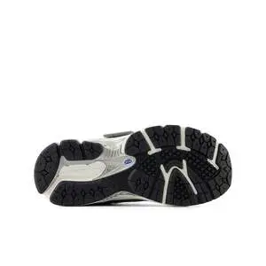 NEW BALANCE 1906 Running Sneakers - Silver/white/blue