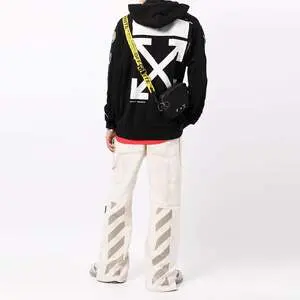 Off-White Back Arrow Zipper