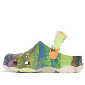 CROCS All-terrain Far Out Clogs - Green
