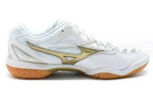 Mizuno Wavefang Pro Athletic Shoes