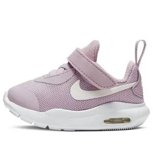 Nike Max Oketo Low Top Sneakers