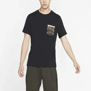 Nike Short Sleeve Pocket T-shirt
