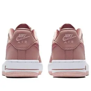 Nike Force 1 Lv8 Sneakers