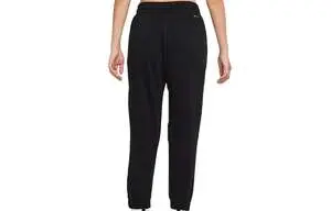 Nike Standard Issue Jogger Pants