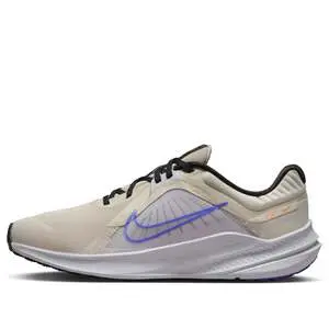 Nike Nike Quest 5 Sneakers Khaki