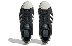 Adidas Superstar 82 'black Snakeskin' Sneakers - Core White/core Black