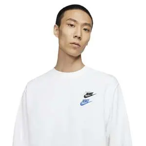 Nike Embroidered Logo Pullover - Black