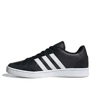 Black (black/white)