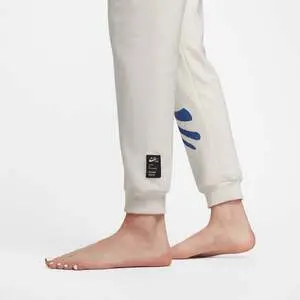 Nike Yoga Luxe A.i.r. 7/8 High-rise Sweatpants