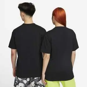 Nike Premium Essentials Embroidered T-shirt - Default Color