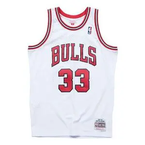 Mitchell & Ness Chicago Bulls 1997-98 Scottie Pippen Swingman Jersey - None