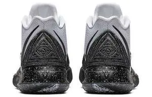 Nike Kyrie 5 Basketball Sneakers - White/black