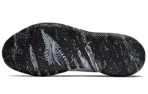 Nike Kyrie 5 Basketball Sneakers - White/black