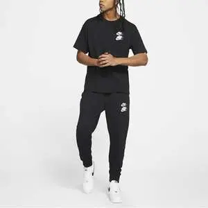 Nike World Tour Graphic T-shirt