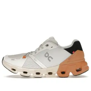 On Cloudflyer 4 Sneakers - White/copper